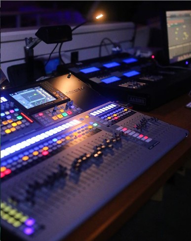 Digital Mixers & Awarding Winning Presonus StudioLive Series III Mixing ...